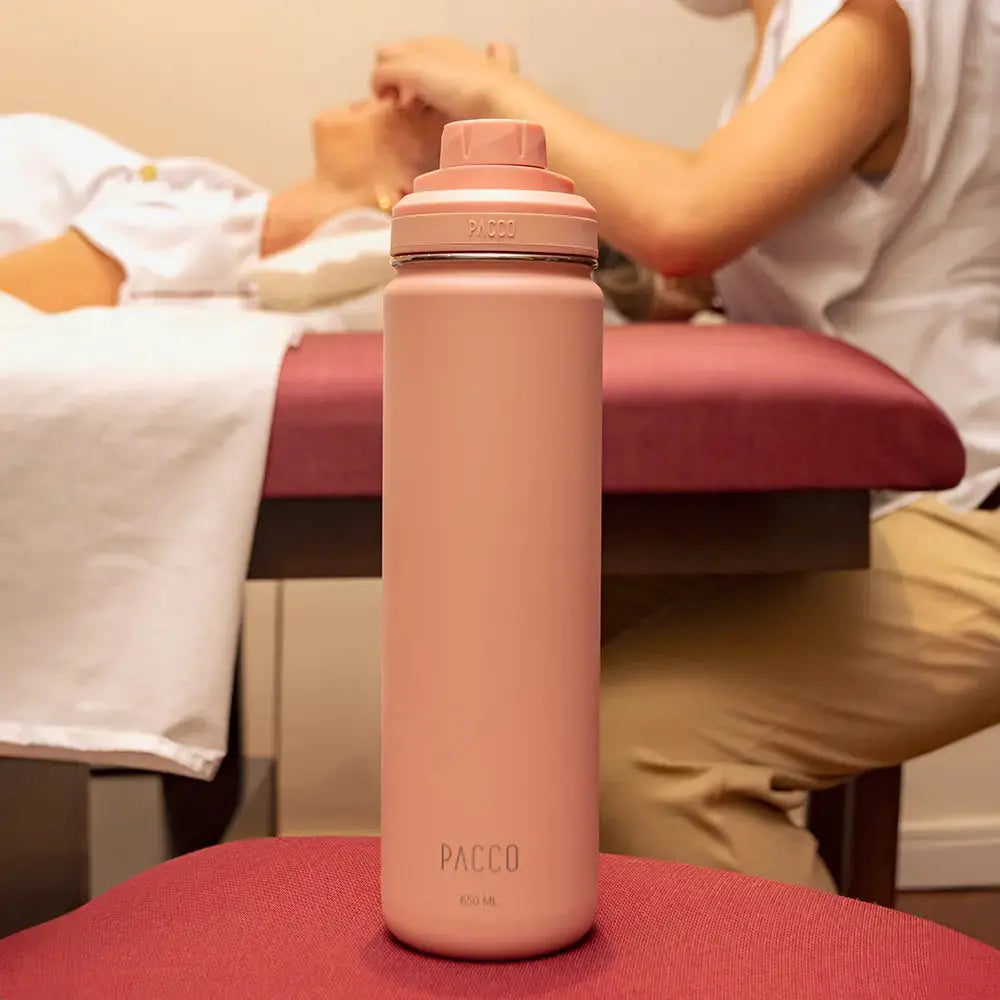 Garrafa Térmica Hydra V2 650ml da PACCO: isolamento térmico de alta performance